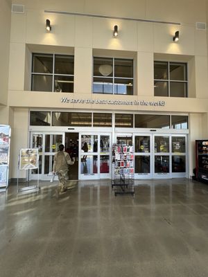 LOS ANGELES AIR FORCE BASE - Updated October 2025 - 21 Photos & 28 ...