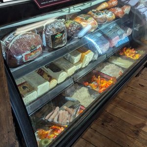 CLEVELAND’S COUNTRY STORE OF TORRINGTON - Updated January 2026 - 68 ...