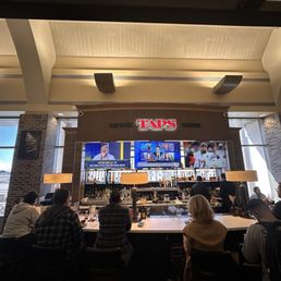 TAPS FISH HOUSE & BREWERY - Updated January 2025 - 68 Photos & 41 ...