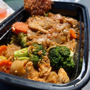 STANWOOD THAI - Updated June 2025 - 24 Photos & 78 Reviews - 8910 ...