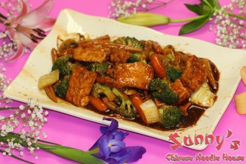 SUNNY’S CHINESE NOODLE HOUSE - 37 Photos & 81 Reviews - 2331 Velp Ave ...