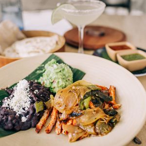 SKY-RIDE TAP - 33 Photos & 53 Reviews - 105 W Van Buren St, Chicago ...