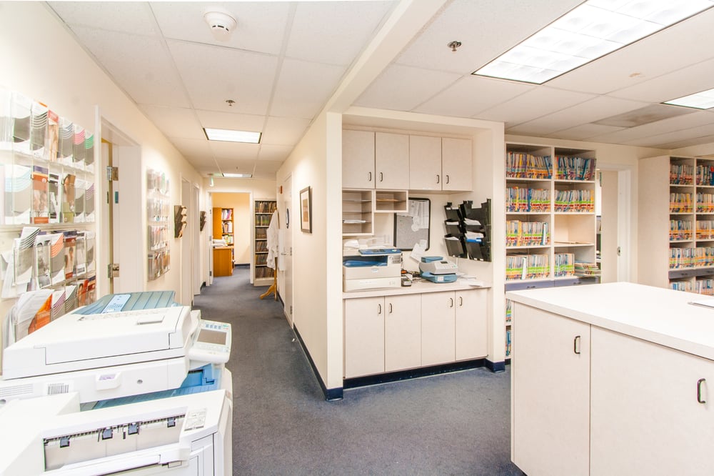 VICKY YANG, MD - Updated October 2025 - 10 Photos & 14 Reviews - 2900 ...