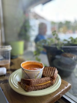 CAFFE AMOURI - Updated December 2025 - 558 Photos & 646 Reviews - 107 ...