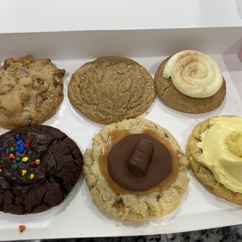 CRUMBL - STONE OAK - Updated November 2024 - 115 Photos & 72 Reviews ...