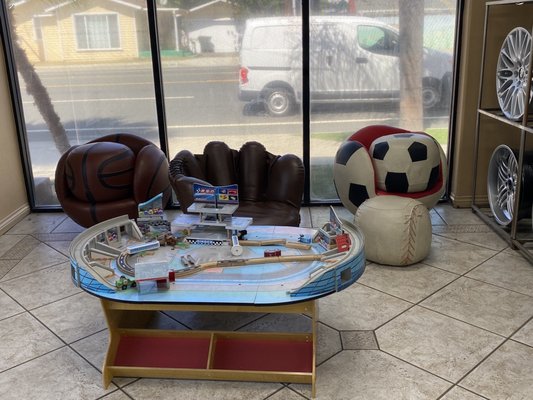 ACTION AUTO - 87 Photos & 488 Reviews - 9052 Walker St, Cypress ...