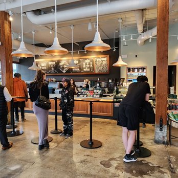 STARBUCKS - Updated October 2025 - 443 Photos & 190 Reviews - 102 Pike ...