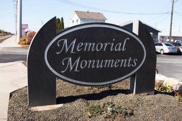 MEMORIAL MONUMENTS - Updated November 2025 - 14 Photos - 598 W Franklin ...