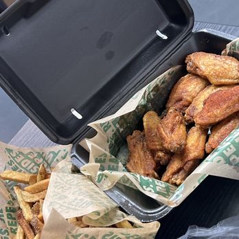 WINGSTOP - Updated October 2025 - 137 Photos & 278 Reviews - 3825 ...