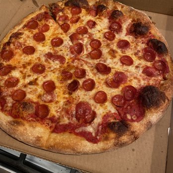 PIZZA CHAPEL - Updated April 2024 - 121 Photos & 112 Reviews - 637 10th ...