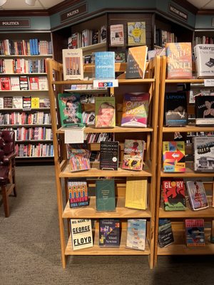 SCHULER BOOKS - Updated October 2025 - 44 Photos & 65 Reviews - 2513 ...