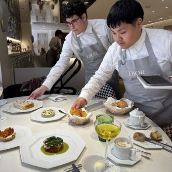 CAFE DIOR BY DOMINIQUE CRENN - Updated December 2025 - 205 Photos & 33 ...
