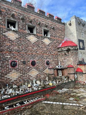 GREENBACK CASTLE - Updated December 2025 - 29 Photos - 250 Lee Shirley ...