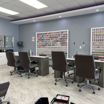 MAJESTIC NAIL SPA Updated February 2025 25 Reviews 6435 N Prospect Ave Gladstone Missouri Nail Salons Phone Number Yelp