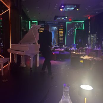 DEBONAIR SUPPER CLUB - Updated April 2024 - 80 Photos & 19 Reviews ...