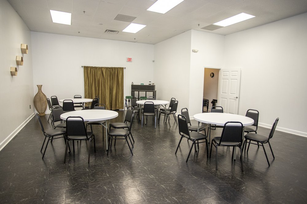 OFF AFTER 6 - Updated August 2025 - 29 Photos - 5805 Silver Hill Rd, District Heights, Maryland ...