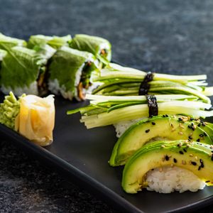 JIN’S SUSHI SEAFOOD & BAR - Updated June 2024 - 347 Photos & 222 ...