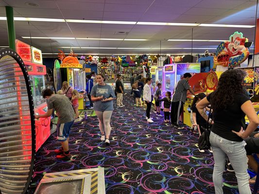 NICKELMANIA - Updated September 2025 - 27 Photos & 27 Reviews - 3245 W ...