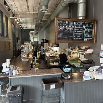 UN MUNDO CAFE - Updated December 2025 - 90 Photos & 83 Reviews - 117 S ...