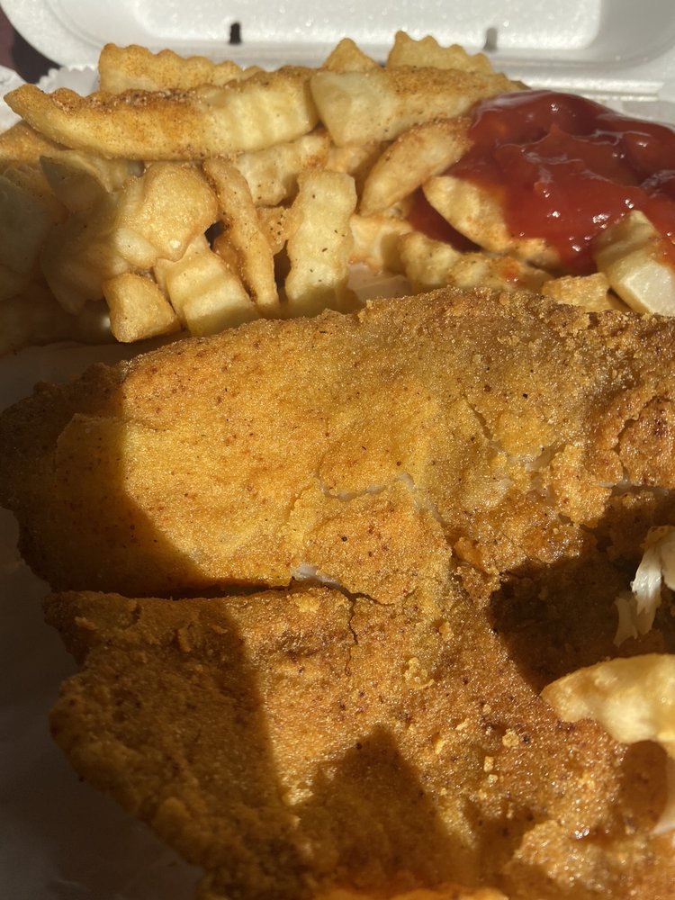 THIS IS WINGS - 27 Photos & 29 Reviews - 2860 Candler Rd, Decatur, GA ...