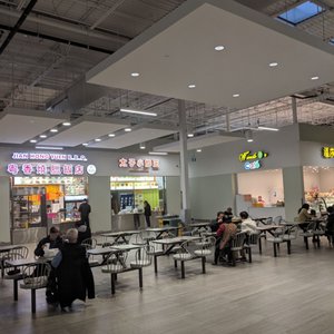 DENISON CENTRE - 60 Photos - 1661 Denison Street, Markham, Ontario ...