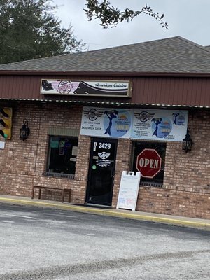 TURNPIKE’S NEIGHBORHOOD RESTAURANT - Updated January 2025 - 91 Photos ...