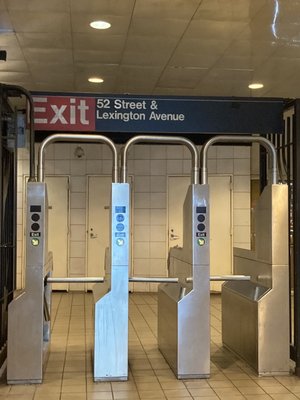 MTA - 53RD & LEXINGTON SUBWAY STATION - Updated December 2025 - 69 ...