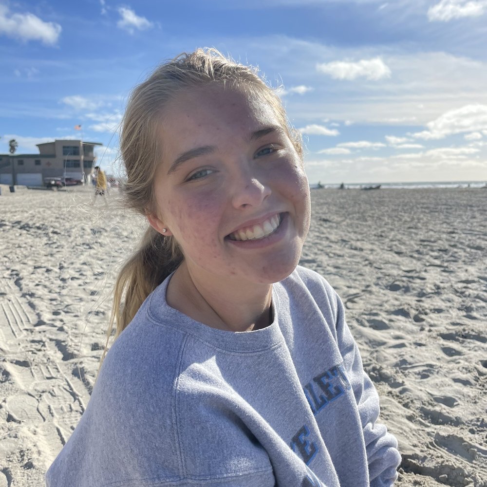 Elena Fishman's Instagram, Twitter & Facebook on IDCrawl