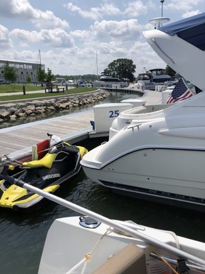 PORT OF ROCHESTER MARINA - Updated July 2025 - 37 Photos - 1000 N River ...
