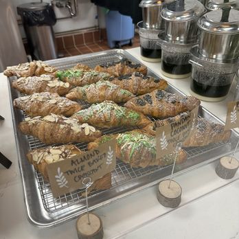 HOUSE OF PHIN - Updated December 2024 - 335 Photos & 89 Reviews - 1920 ...