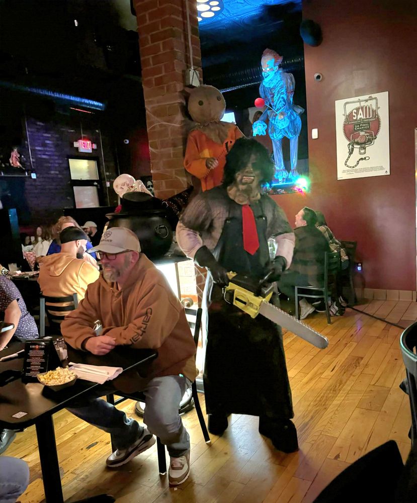 THE HAUNTED HOUSE RESTAURANT - Updated November 2024 - 13463 Cedar Rd ...