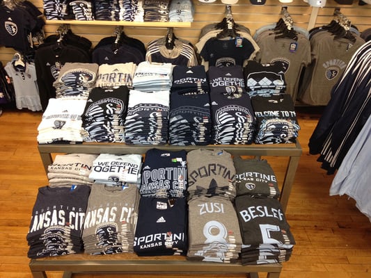 KANSAS SAMPLER LAWRENCE - Updated December 2025 - 13 Photos & 12 ...