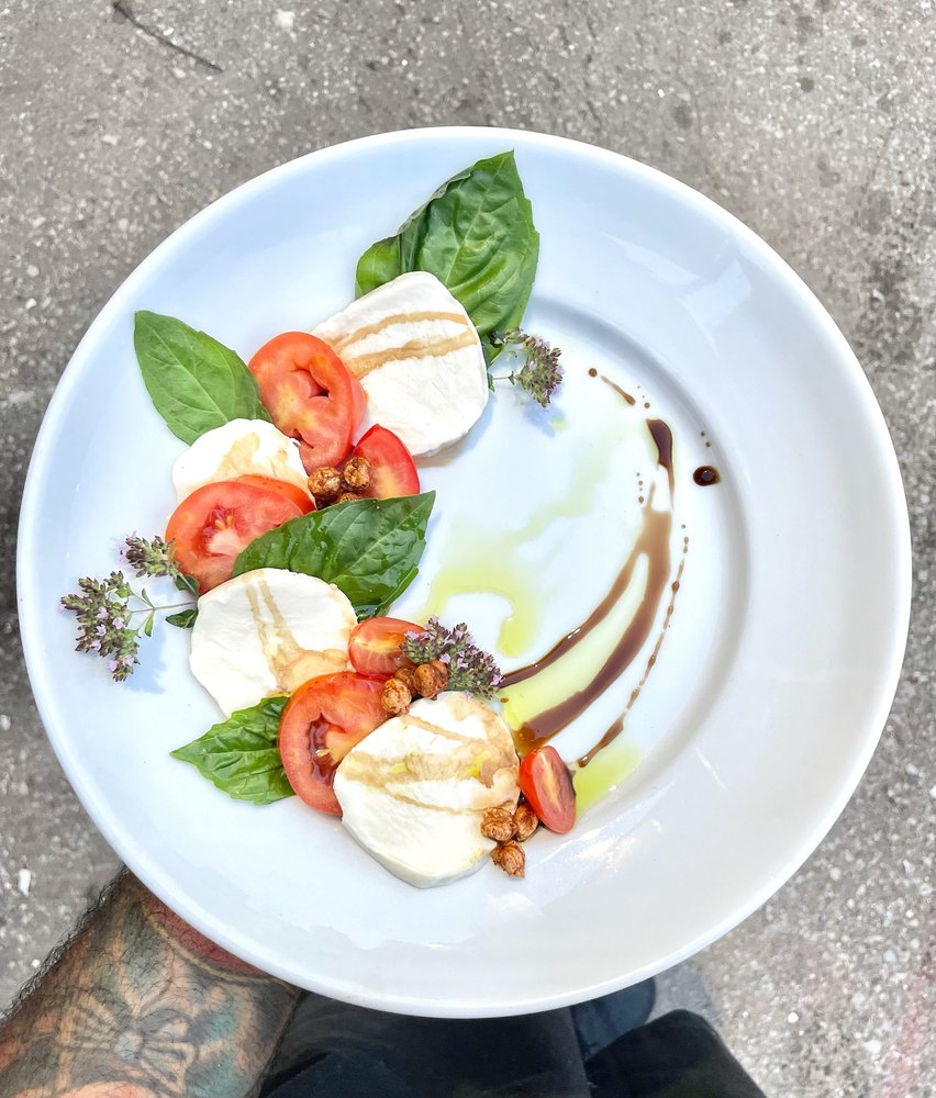 THE ELEPHANT ROOM - 73 Photos & 74 Reviews - 439 E Congress St, Detroit ...