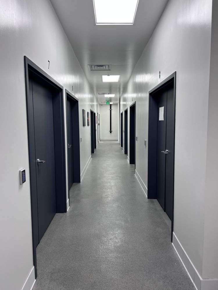 HUB KITCHENS - Updated June 2024 - Request Information - 16 Photos ...