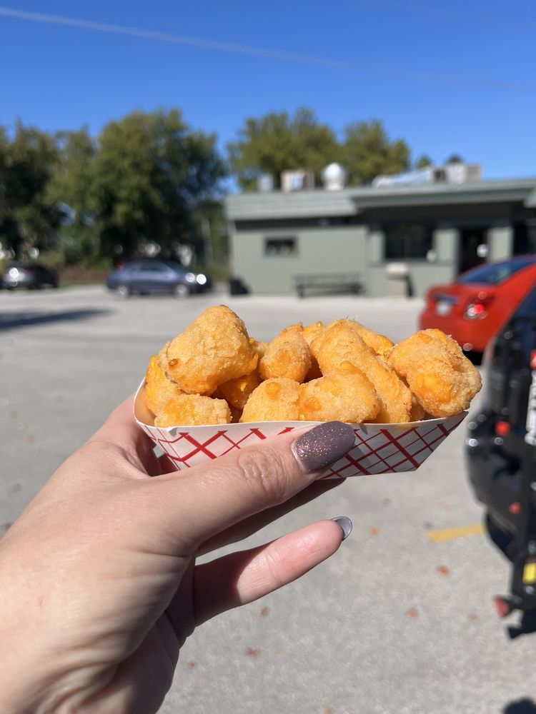 LATE’S - Updated December 2025 - 37 Photos & 109 Reviews - 1924 S 9th ...