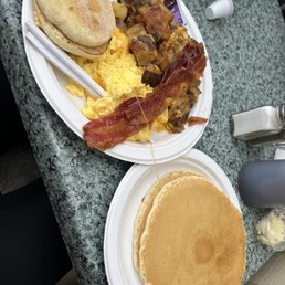 PIPES CAFE - Updated January 2025 - 443 Photos & 669 Reviews - 121 ...