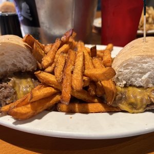 RIVERSHACK TAVERN - Updated July 2025 - 271 Photos & 255 Reviews - 3449 ...