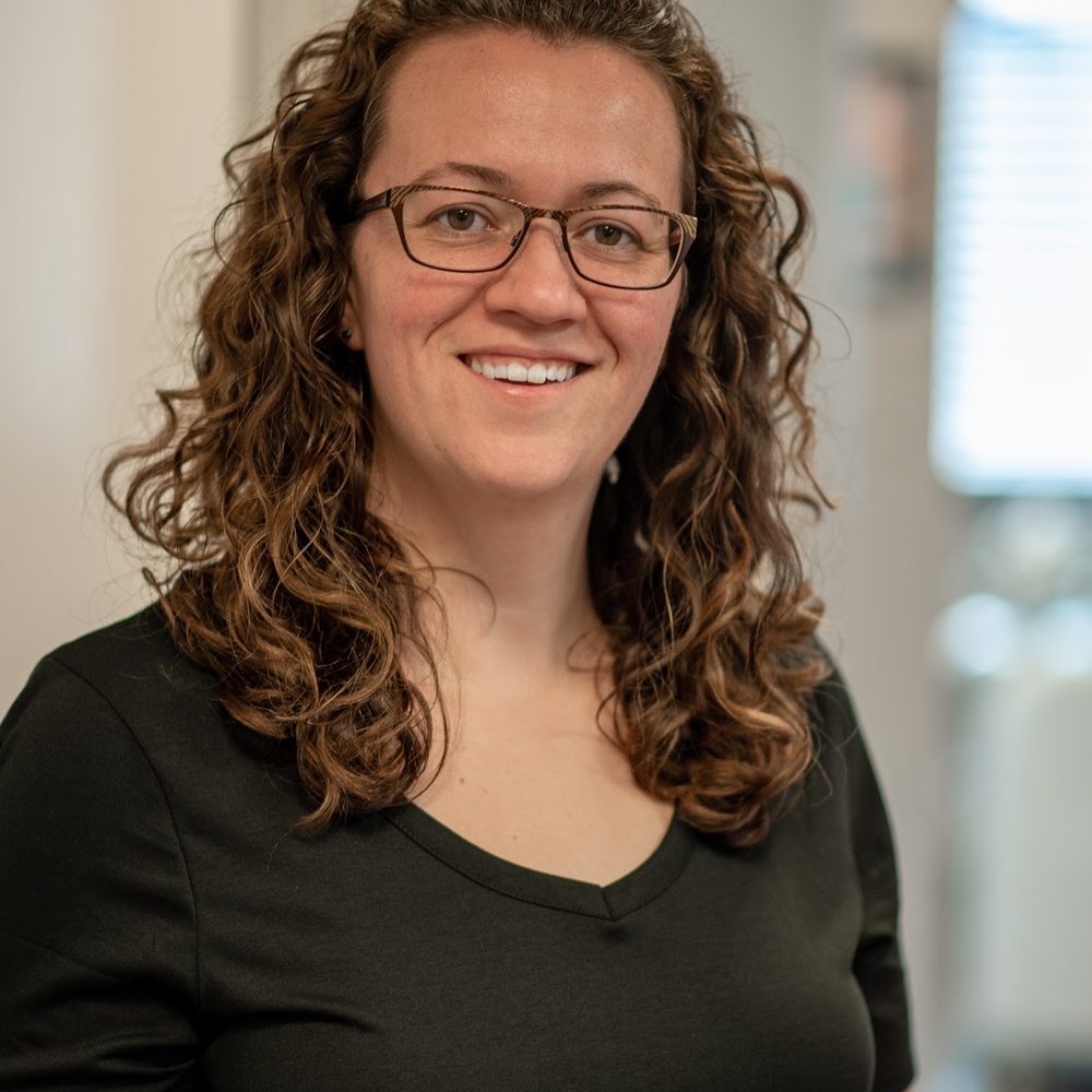 Kim Batterson's Instagram, Twitter & Facebook on IDCrawl