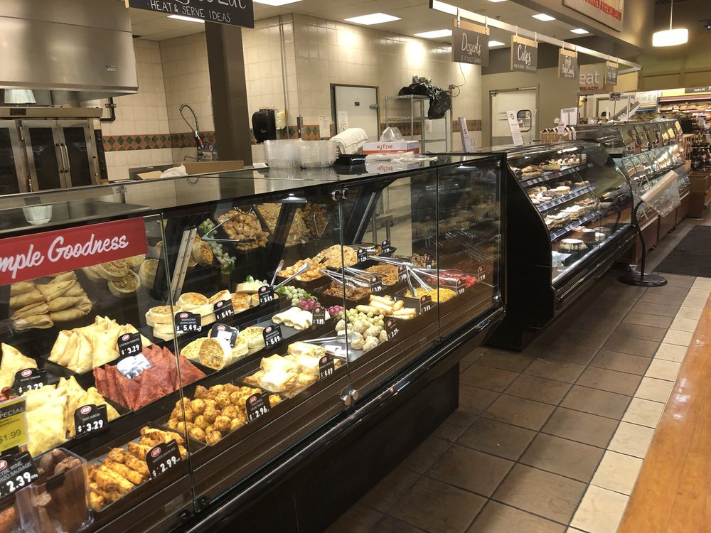 IGA MARKET PLACE - Updated January 2026 - 13 Reviews - 150 Esplanade ...