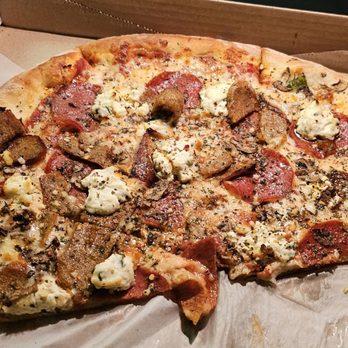 SECRET PIZZA - 5770 Photos & 5996 Reviews - 3 Boulevard Tower, Las ...
