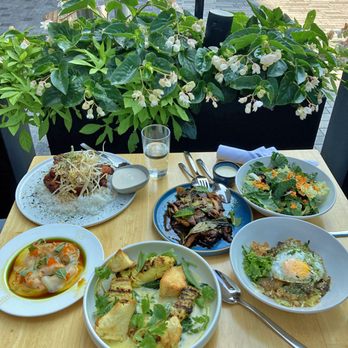 LULU BAR - Updated September 2024 - 195 Photos & 39 Reviews - 427 ...