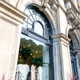 LOCALS ONLY - Updated January 2026 - 590 Photos & 354 Reviews - 311 ...