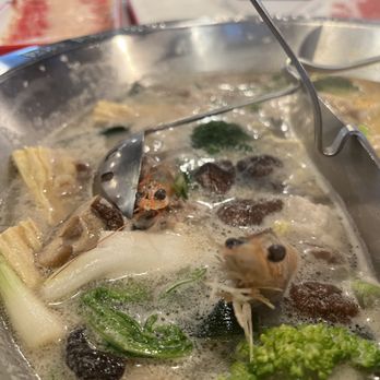 HEY HOT POT - Updated August 2024 - 28 Photos & 19 Reviews - 3701 Wall ...