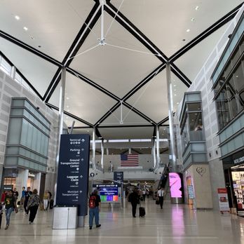 DETROIT AIRPORT MCNAMARA TERMINAL - DTW - Updated February 2025 - 646 ...