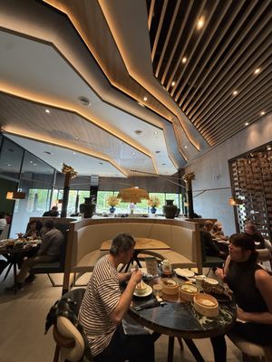 THE QUEEN SEAFOOD CUISINE - Updated December 2025 - 258 Photos & 36 ...