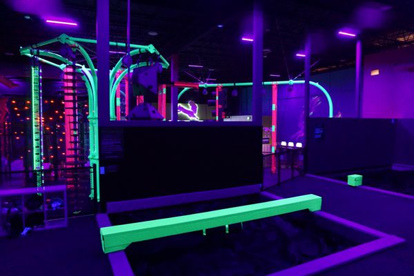 FLYING SQUIRREL TRAMPOLINE PARK - 123 Photos & 70 Reviews - 1325 SE Everett Mall Way, Everett ...