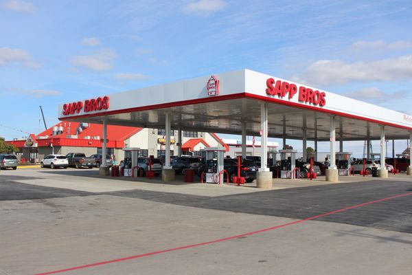 SAPP BROS TRAVEL CENTER - Updated October 2025 - 182 Photos & 55 ...