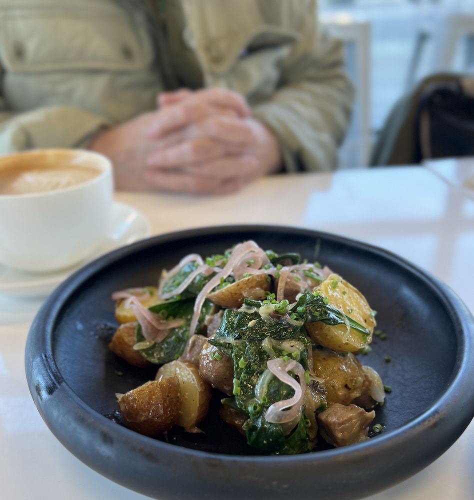 FREYA - Updated December 2025 - 100 Photos & 42 Reviews - 2655 NW ...