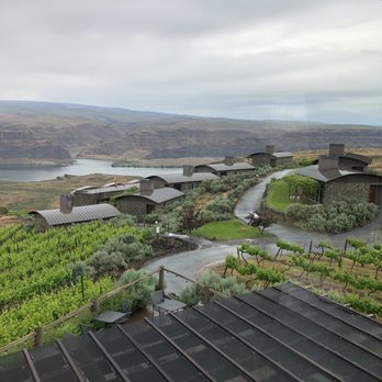 CAVE B INN & SPA - Updated December 2025 - 115 Photos & 188 Reviews ...