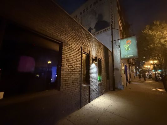 MONEYGUN - Updated December 2025 - 360 Photos & 364 Reviews - 660 W ...